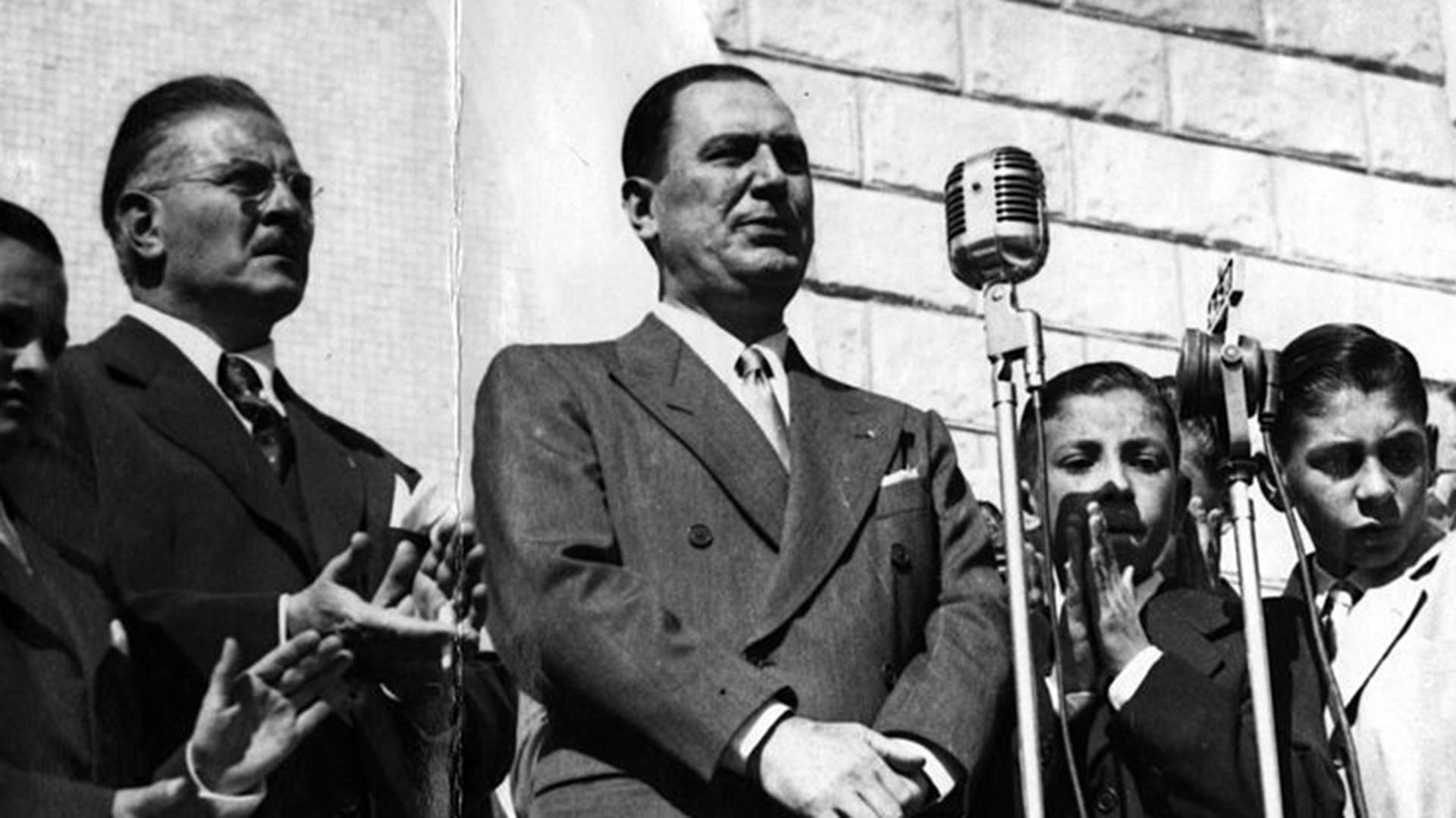 Qué logros y reformas importantes implementó Perón en Argentina