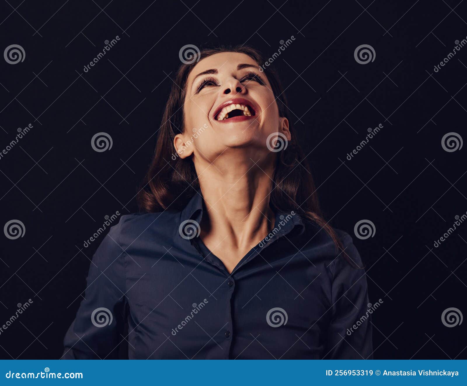 Dónde encontrar los mejores chistes de humor negro cortos y graciosos